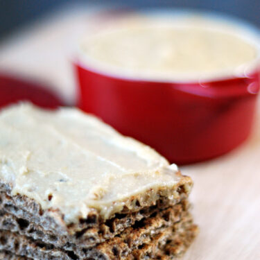Pine Nuts Cream Cheese - Essential Vegan